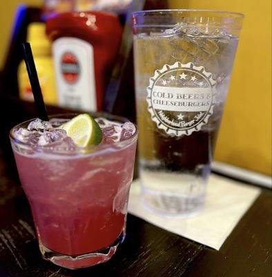 COLD BEERS & CHEESEBURGERS - Updated September 2025 - 126 Photos & 101 ...