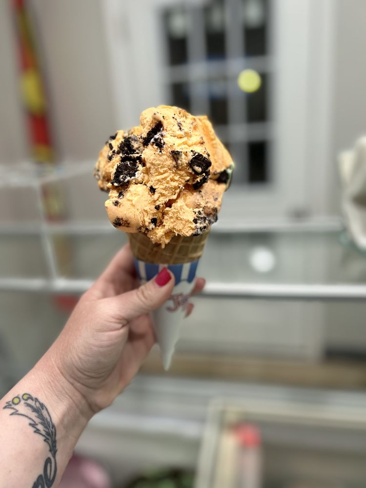 Sweet Stop Ice Cream Shop, Richmond | Roadtrippers