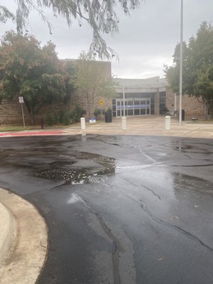 EDMOND LIBRARY - Updated October 2025 - 23 Photos & 20 Reviews - 10 S ...