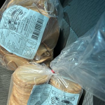 NEW WORLD BAKERY - Updated January 2026 - 64 Photos & 97 Reviews - 1713 ...