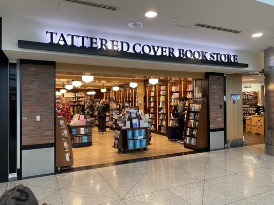 TATTERED COVER BOOK STORE - Updated April 2026 - 21 Photos - 9100 Peña ...