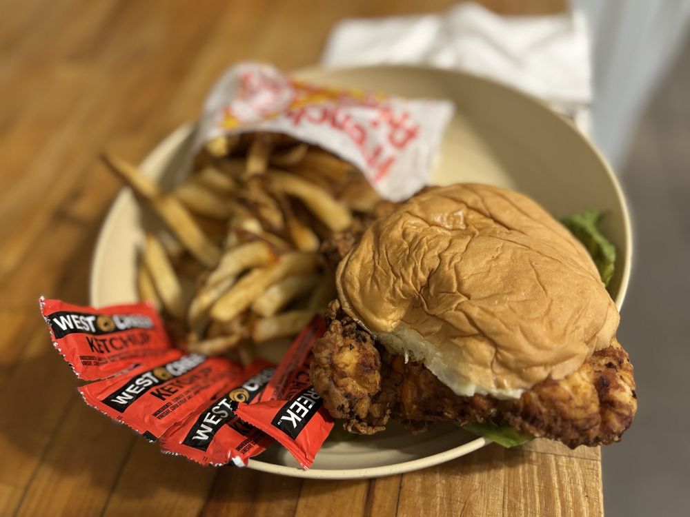 LOGAN’S BURGERS & CHICKEN - Updated September 2025 - 15 Photos - 1405 E ...
