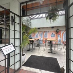 SHUK SAVANNAH - Updated December 2025 - 243 Photos & 123 Reviews - 1313 ...