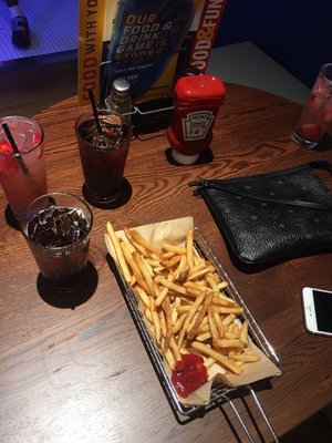 MAIN EVENT NEWARK - 81 Photos & 122 Reviews - Bowling - 2900 Fashion ...