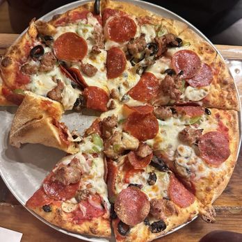 WILD WEST PIZZERIA & SALOON - Updated May 2025 - 730 Photos & 1247 ...