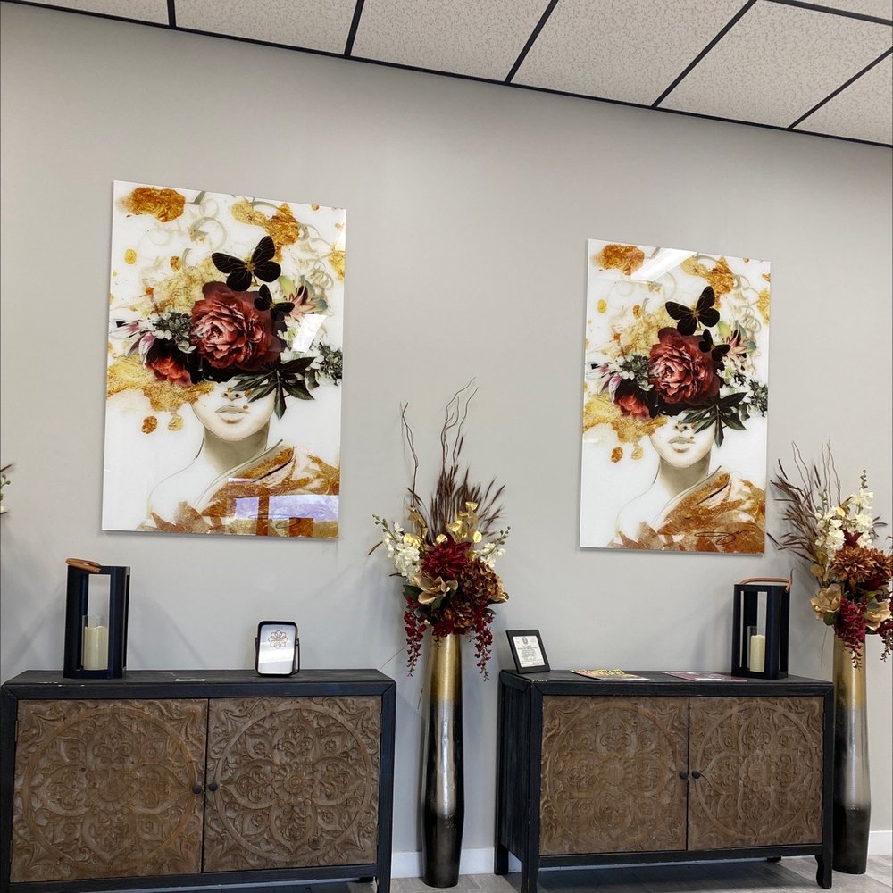 MOON BAR - Updated December 2024 - 5530 SW Loop 820, Fort Worth, Texas ...