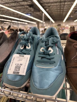 VALLEY THRIFT STORE - Updated January 2026 - 32 Photos & 49 Reviews ...