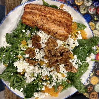 MOUNTAIN PASS SPORTS BAR - Updated August 2024 - 317 Photos & 167 ...