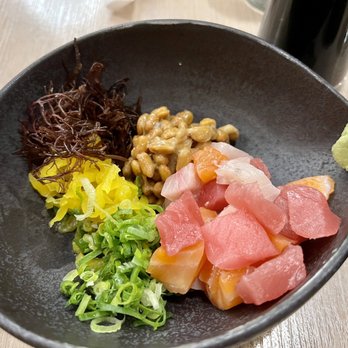 RINKA - Updated August 2025 - 3485 Photos & 558 Reviews - 1001 Queen St ...