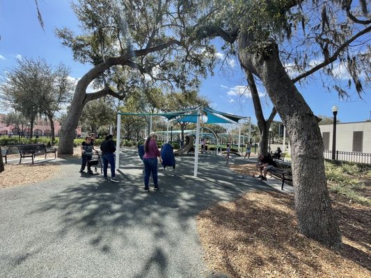 SIMS PARK - Updated October 2025 - 81 Photos & 52 Reviews - Bank St And ...