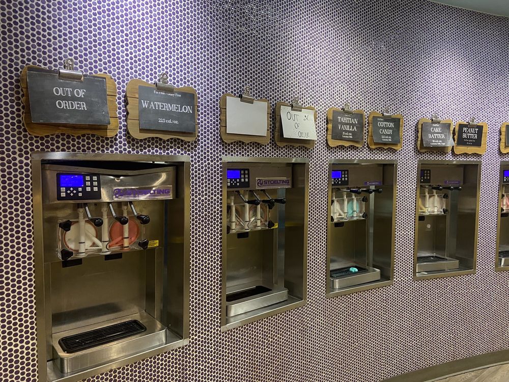 CHILLER BEE FROZEN YOGURT - Updated 2024 - 14 Photos & 13 Reviews ...