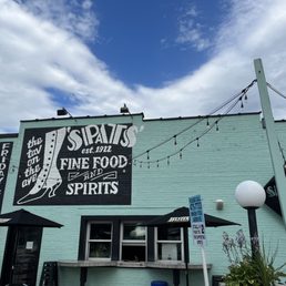 SPATS FOOD & SPIRITS - Updated November 2025 - 128 Photos & 62 Reviews ...