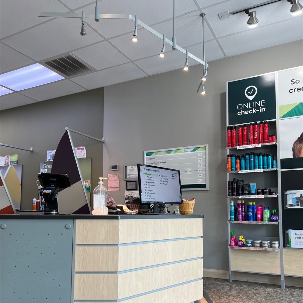GREAT CLIPS - Updated April 2024 - 22 Photos & 49 Reviews - 14028 N US ...