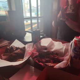 THE LOCAL - Updated November 2024 - 234 Photos & 413 Reviews - 758 ...