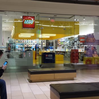 THE LEGO STORE - Updated July 2025 - 14 Photos & 11 Reviews - 132 ...