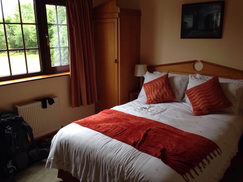 BUNRATTY ARMS - Updated April 2025 - Ministers Cross, Bunratty, Co ...