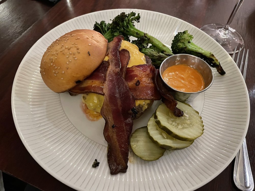 PADDOCK CLUB - 27 Photos & 95 Reviews - 61 S Lake St, Elkhart Lake, WI ...