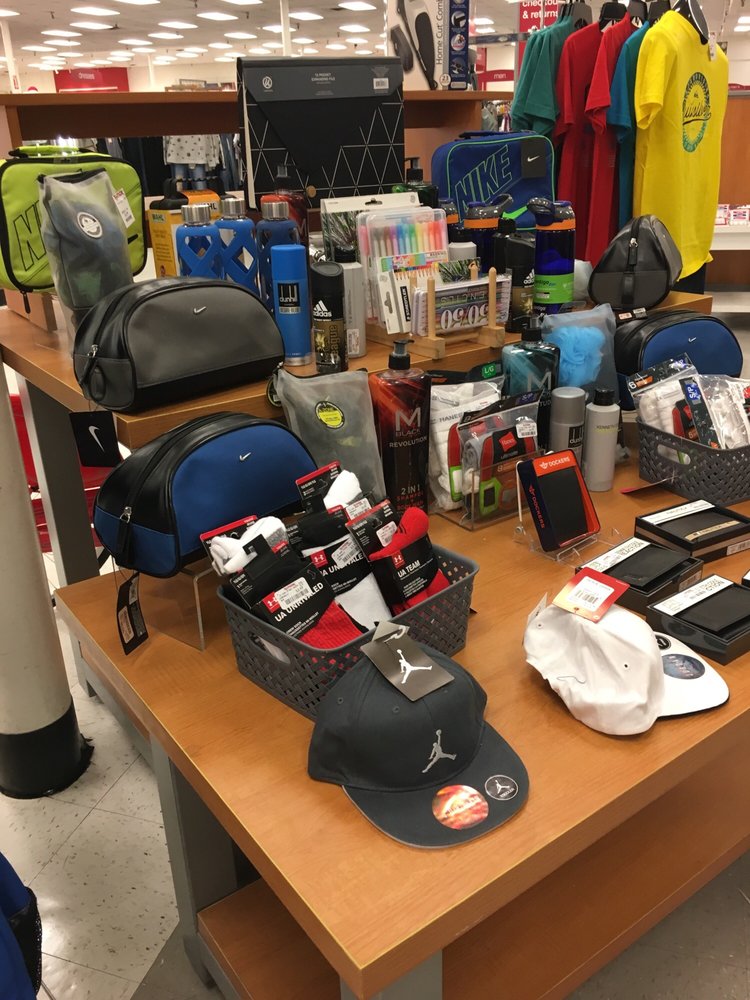 TJ MAXX CLOSED 16 Photos 20 Reviews 4000 S Maryland Pkwy Las tj-maxx-closed-16-photos-20-reviews-4000-s-maryland-pkwy-las