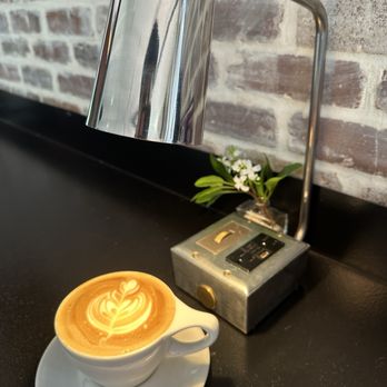 PAVÓN COFFEE DEN - Updated July 2024 - 65 Photos & 31 Reviews - 1216 W ...