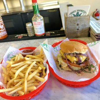 THREE PICKLES SUBS AND SANDWICHES - Updated April 2026 - 192 Photos ...