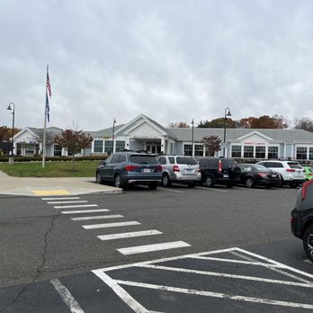 CT SERVICE PLAZAS MADISON - Updated December 2025 - 54 Photos & 20 ...