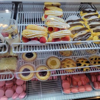 PARISIEN BAKERY - 326 Photos & 199 Reviews - 401 Clovis Ave, Clovis ...