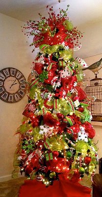 MAGICAL HOLIDAY DESIGNS - Updated January 2026 - 33 Photos - Beaumont ...