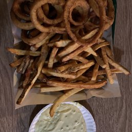 HELVETIA TAVERN - Updated June 2025 - 420 Photos & 573 Reviews - 10275 ...