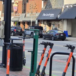 THE LOCKVIEW - Updated July 2025 - 162 Photos & 413 Reviews - 207 S ...