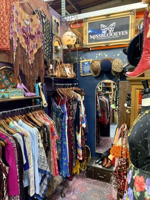 CONSIGNMENT CLASSICS - Updated August 2025 - 445 Photos & 115 Reviews ...