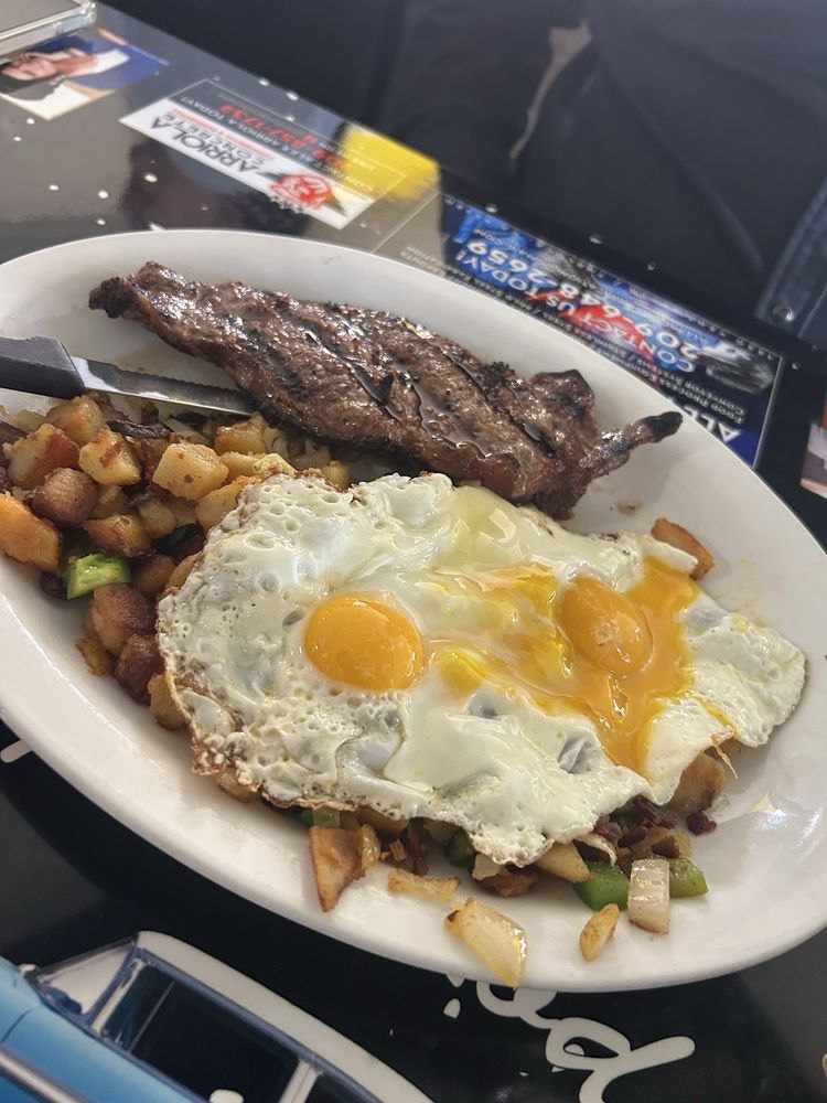 HOT ROD DINER - Updated May 2025 - 169 Photos & 228 Reviews - 130 S ...