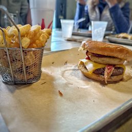BARDSTOWN BURGER - Updated October 2025 - 114 Photos & 174 Reviews ...