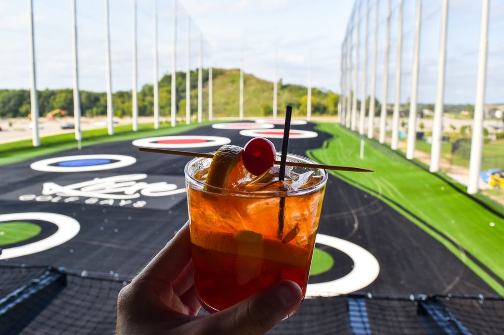 LUXE GOLF BAYS - Updated January 2026 - 62 Photos & 52 Reviews - 7065 S ...