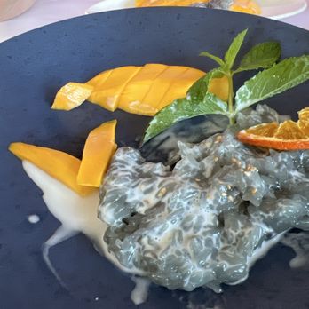 GINDI THAI - Updated October 2025 - 551 Photos & 695 Reviews - 4017 W ...