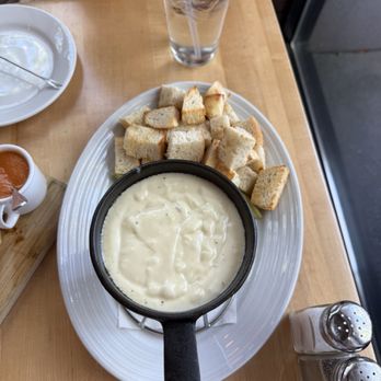 THE LITTLE PEAR - Updated December 2025 - 173 Photos & 172 Reviews ...