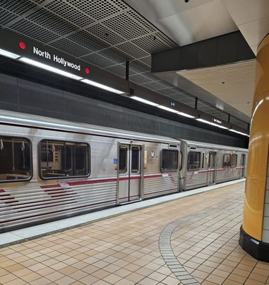 METRO B LINE - Updated October 2025 - 131 Photos & 242 Reviews - 5391 ...