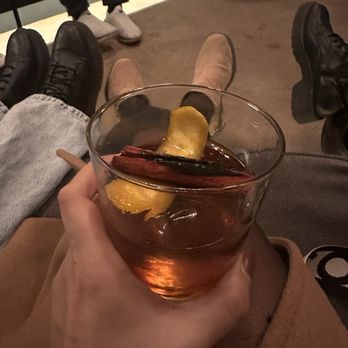 UP ROOM - Updated October 2025 - 304 Photos & 146 Reviews - 2018 W ...