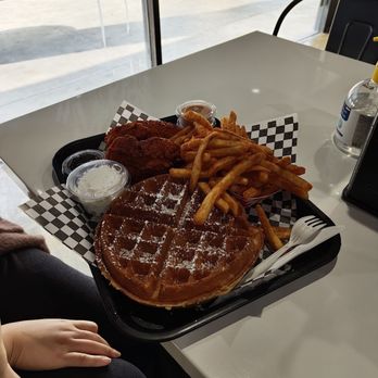 LEGEND HOT CHICKEN - Updated August 2025 - 211 Photos & 197 Reviews ...