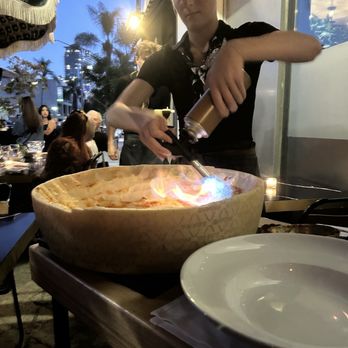 ROMAN WOLVES - Updated December 2025 - 1264 Photos & 666 Reviews - 1980 ...