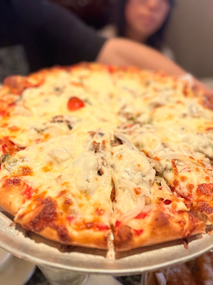 CHI CHI’S PIZZA - Updated January 2026 - 308 Photos & 625 Reviews ...