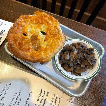 WILD ROVER BREWING COMPANY - Updated August 2024 - 260 Photos & 173 ...