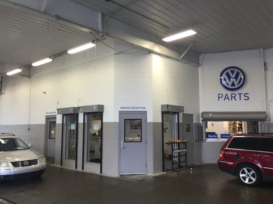 Crown Volkswagen of Lawrence - Updated June 2026 - 30 Photos & 77 ...