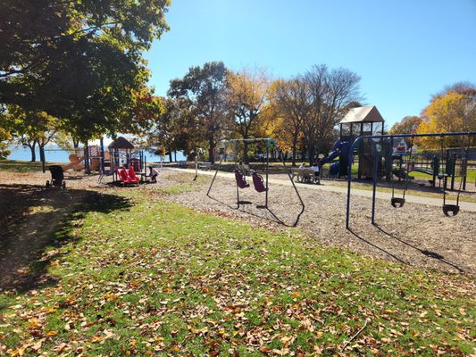 MCCOOK POINT BEACH AND PARK - 48 Photos & 10 Reviews - McCook Pl, East ...