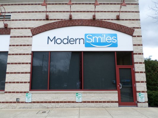 MODERN SMILES - Updated November 2025 - 47 Reviews - 130 Rollins Ave ...