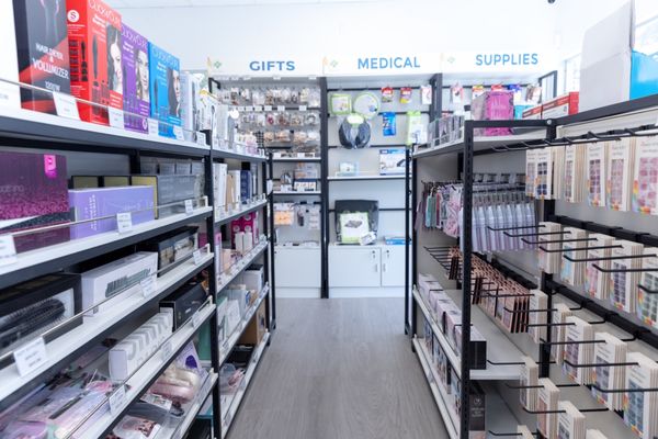 SUNSHINE PHARMACY - Updated October 2025 - Request Information - 28 Photos - 1995 US-1, Vero ...