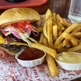 FUKUBURGER CHINATOWN - 1650 Photos & 1049 Reviews - 3429 S Jones Blvd ...