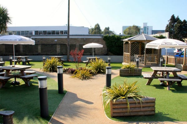 THE SLOOP - Updated July 2025 - 12 Photos - 5 Commercial Road, Poole ...