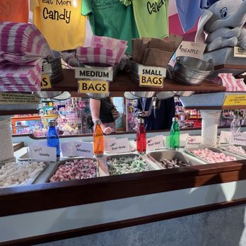 BRUCE’S CANDY KITCHEN - Updated January 2026 - 185 Photos & 181 Reviews ...