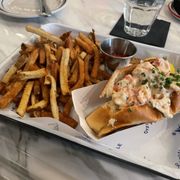 THE SALT LINE - BETHESDA - 47 Photos & 41 Reviews - 7284 Woodmont Ave ...