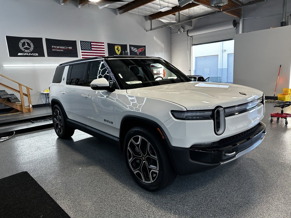 CHAMPION AUTO SALON - Updated October 2025 - 22 Photos & 22 Reviews ...